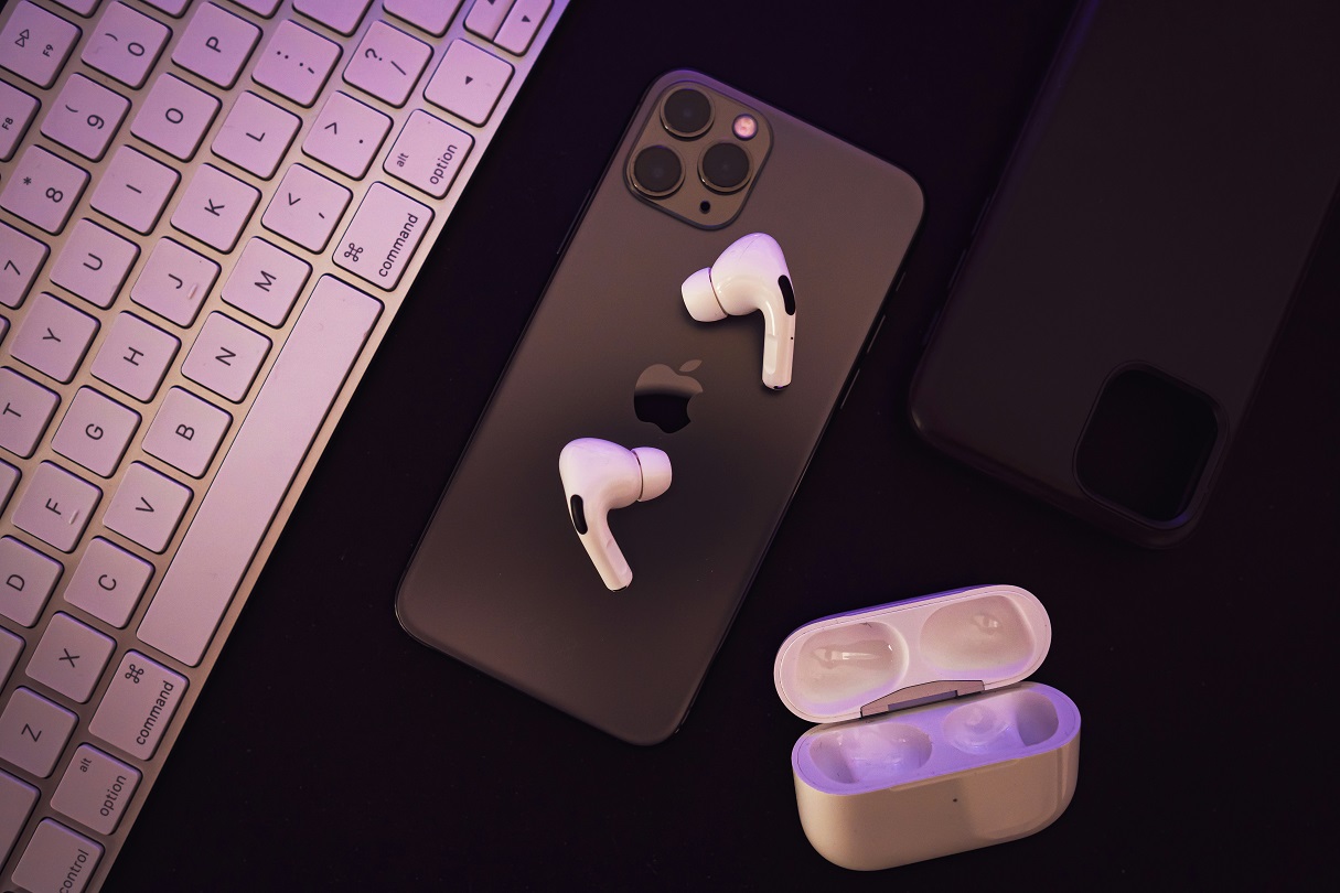 AirPods Pro 3: firmware 8B40, Apple H3 chip, Lossless Audio and new ...