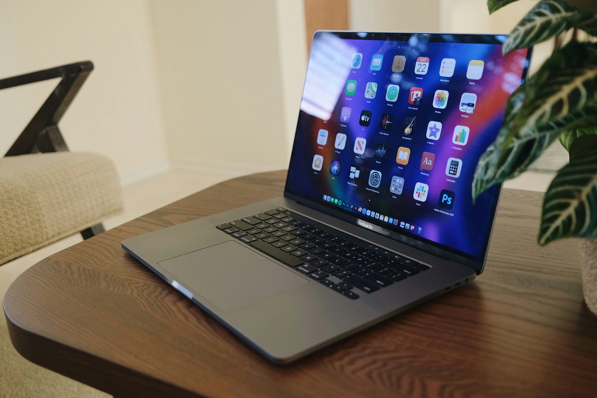 How to Minimize All Windows on a MacBook: macOS Hotkeys and Gestures ...